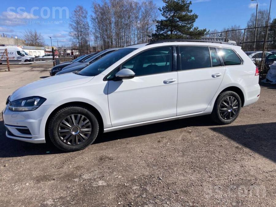 Balts Volkswagen Golf 2018 Rīga, ar dzinēja tilpumu 1.60 L un nobraukumu 270 tūkst. km par 6850 €, foto 3 vietnē AUTOMOTO.COM.LV