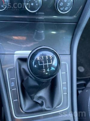 Balts Volkswagen Golf 2018 Rīga, ar dzinēja tilpumu 1.60 L un nobraukumu 270 tūkst. km par 6850 €, foto 13 vietnē AUTOMOTO.COM.LV