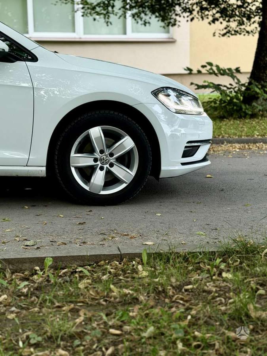 Balts Volkswagen Golf 2018 Kauņa, ar dzinēja tilpumu 2.00 L un nobraukumu 199 tūkst. km par 12700 €, foto 5 vietnē AUTOMOTO.COM.LV
