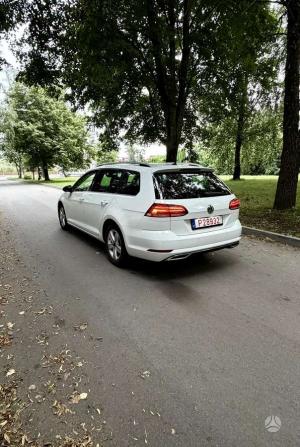 Balts Volkswagen Golf 2018 Kauņa, ar dzinēja tilpumu 2.00 L un nobraukumu 199 tūkst. km par 12700 €, foto 13 vietnē AUTOMOTO.COM.LV