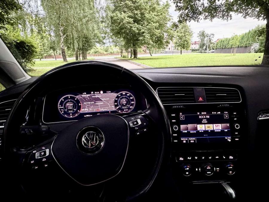 Balts Volkswagen Golf 2018 Kauņa, ar dzinēja tilpumu 2.00 L un nobraukumu 199 tūkst. km par 12700 €, foto 28 vietnē AUTOMOTO.COM.LV