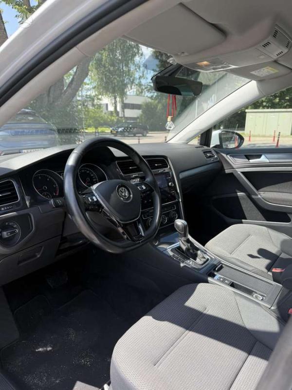 Balts Volkswagen Golf 2018 Viļņa, ar dzinēja tilpumu 1.60 L un nobraukumu 265 tūkst. km par 7000 €, foto 5 vietnē AUTOMOTO.COM.LV