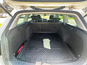 Balts Volkswagen Golf 2018 Tallina, ar dzinēja tilpumu 1.40 L un nobraukumu 246 tūkst. km par 10500 €, foto 13 vietnē AUTOMOTO.COM.LV