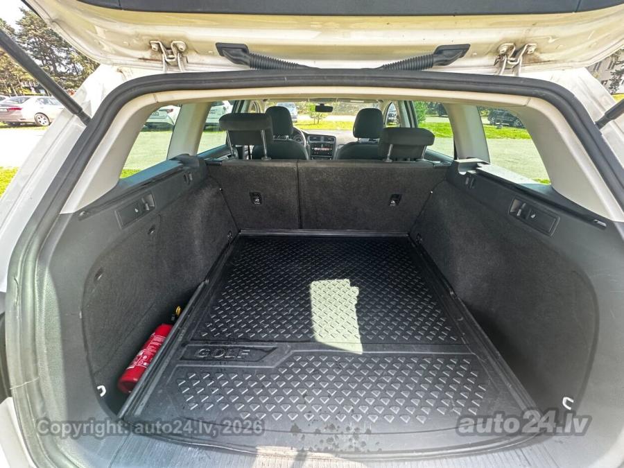 Balts Volkswagen Golf 2018 Tallina, ar dzinēja tilpumu 1.40 L un nobraukumu 246 tūkst. km par 10500 €, foto 13 vietnē AUTOMOTO.COM.LV