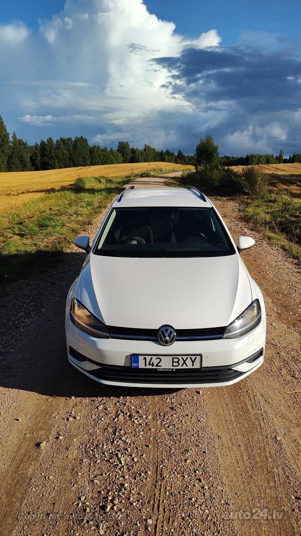Volkswagen Golf 2018 in Tallinn on AUTOMOTO.COM.LV White Volkswagen Golf 2018 in Tallinn, with an engine capacity of 1.60 L and mileage of 169 thousand km for 8500 €, photo 1 on AUTOMOTO.COM.LV