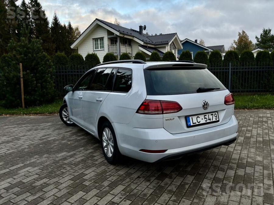 White Volkswagen Golf 2018 in Riga, with an engine capacity of 1.40 L and mileage of 180 thousand km for 7500 €, photo 5 on AUTOMOTO.COM.LV