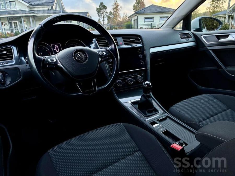 White Volkswagen Golf 2018 in Riga, with an engine capacity of 1.40 L and mileage of 180 thousand km for 7500 €, photo 10 on AUTOMOTO.COM.LV