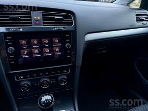 White Volkswagen Golf 2018 in Riga, with an engine capacity of 1.40 L and mileage of 180 thousand km for 7500 €, photo 15 on AUTOMOTO.COM.LV