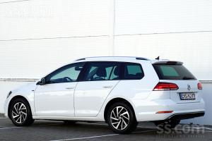 White Volkswagen Golf 2019 in Riga, with an engine capacity of 1.60 L and mileage of 248 thousand km for 9500 €, photo 6 on AUTOMOTO.COM.LV