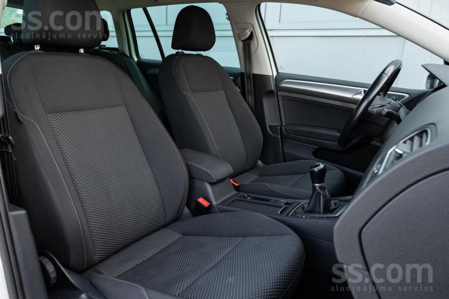 Balts Volkswagen Golf 2019 Ventspils, ar dzinēja tilpumu 1.50 L un nobraukumu 168 tūkst. km par 12600 €, foto 16 vietnē AUTOMOTO.COM.LV