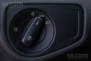 Balts Volkswagen Golf 2019 Ventspils, ar dzinēja tilpumu 1.50 L un nobraukumu 168 tūkst. km par 12600 €, foto 24 vietnē AUTOMOTO.COM.LV