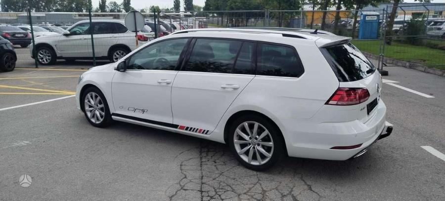 White Volkswagen Golf 2019 in Klaipeda, with an engine capacity of 2.00 L and mileage of 212 thousand km for 10900 €, photo 3 on AUTOMOTO.COM.LV