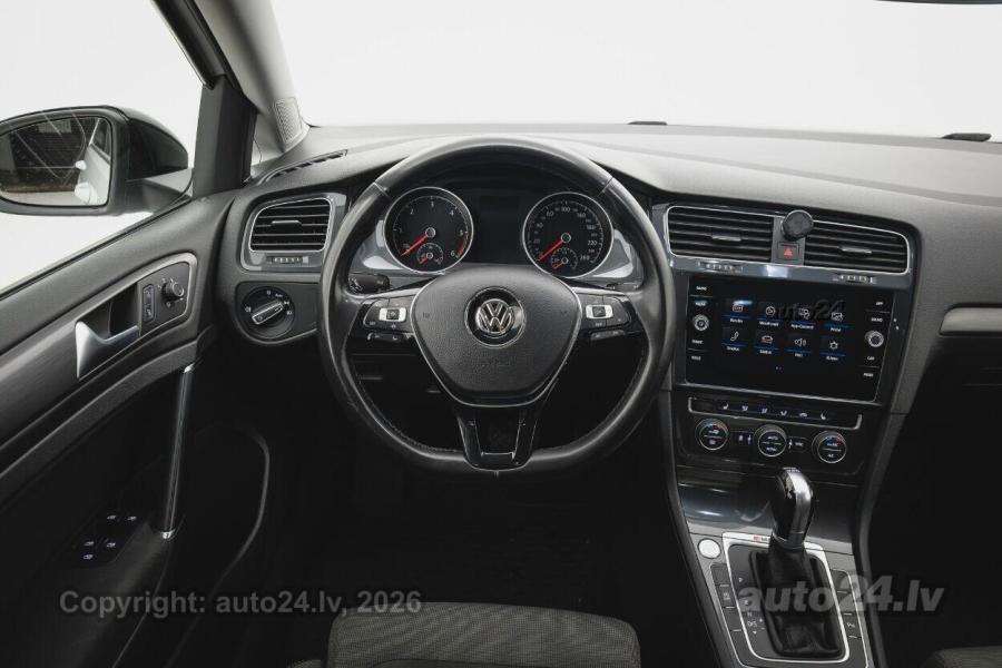 White Volkswagen Golf 2019 in Tartu, with an engine capacity of 2.00 L and mileage of 239 thousand km for 13700 €, photo 16 on AUTOMOTO.COM.LV