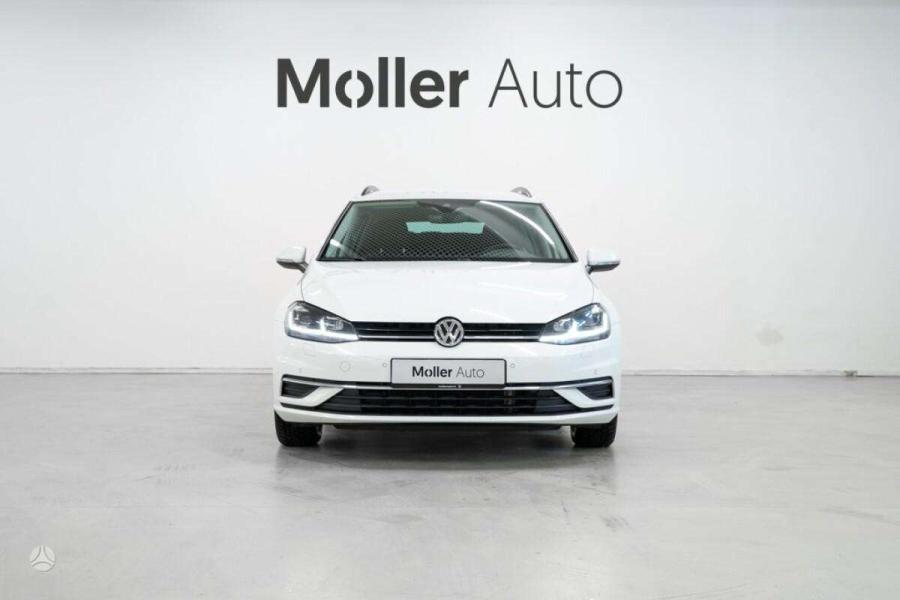White Volkswagen Golf 2019 in Vilnius, with an engine capacity of 2.00 L and mileage of 163 thousand km for 12650 €, photo 5 on AUTOMOTO.COM.LV