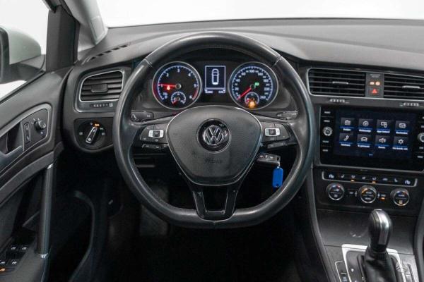 Balts Volkswagen Golf 2019 Viļņa, ar dzinēja tilpumu 2.00 L un nobraukumu 163 tūkst. km par 12650 €, foto 9 vietnē AUTOMOTO.COM.LV