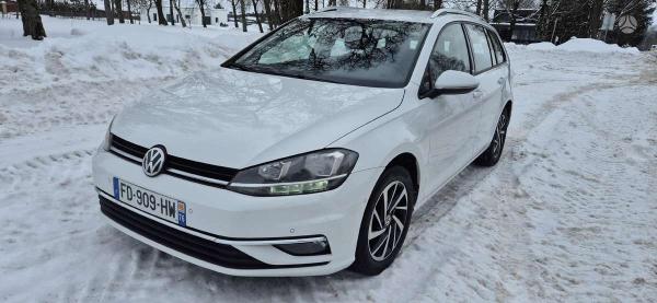 White Volkswagen Golf 2019 in Taurage, with an engine capacity of 1.97 L and mileage of 280 thousand km for 7700 €, photo 1 on AUTOMOTO.COM.LV
