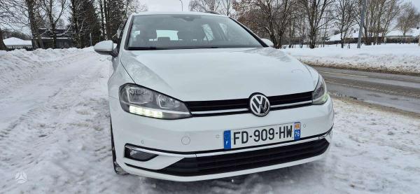 White Volkswagen Golf 2019 in Taurage, with an engine capacity of 1.97 L and mileage of 280 thousand km for 7700 €, photo 3 on AUTOMOTO.COM.LV