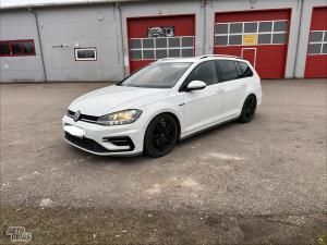White Volkswagen Golf 2019 in Vilnius, with an engine capacity of 2.00 L and mileage of 110 thousand km for 16350 €, photo 4 on AUTOMOTO.COM.LV