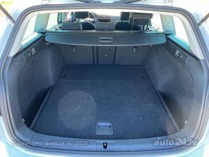 White Volkswagen Golf 2019 in Tallinn, with an engine capacity of 2.00 L and mileage of 140 thousand km for 14500 €, photo 18 on AUTOMOTO.COM.LV