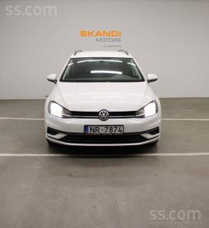 White Volkswagen Golf 2019 in Riga, with an engine capacity of 1.60 L and mileage of 293 thousand km for 7990 €, photo 3 on AUTOMOTO.COM.LV