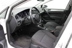 White Volkswagen Golf 2019 in Riga, with an engine capacity of 1.60 L and mileage of 293 thousand km for 7990 €, photo 9 on AUTOMOTO.COM.LV