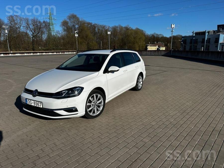 Balts Volkswagen Golf 2019 Rīga, ar dzinēja tilpumu 2.00 L un nobraukumu 208 tūkst. km par 9400 €, foto 3 vietnē AUTOMOTO.COM.LV