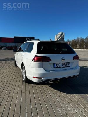 Balts Volkswagen Golf 2019 Rīga, ar dzinēja tilpumu 2.00 L un nobraukumu 208 tūkst. km par 9400 €, foto 4 vietnē AUTOMOTO.COM.LV