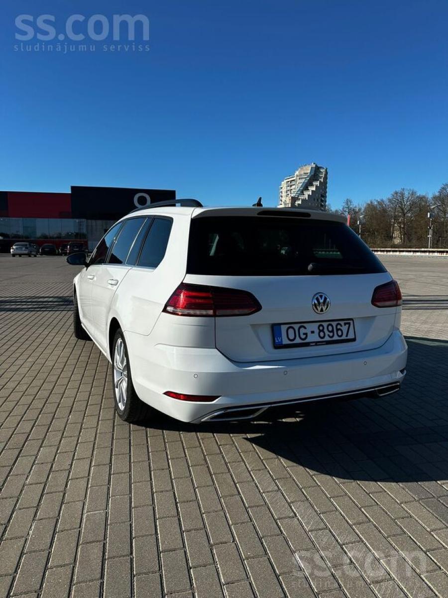 Balts Volkswagen Golf 2019 Rīga, ar dzinēja tilpumu 2.00 L un nobraukumu 208 tūkst. km par 9400 €, foto 4 vietnē AUTOMOTO.COM.LV
