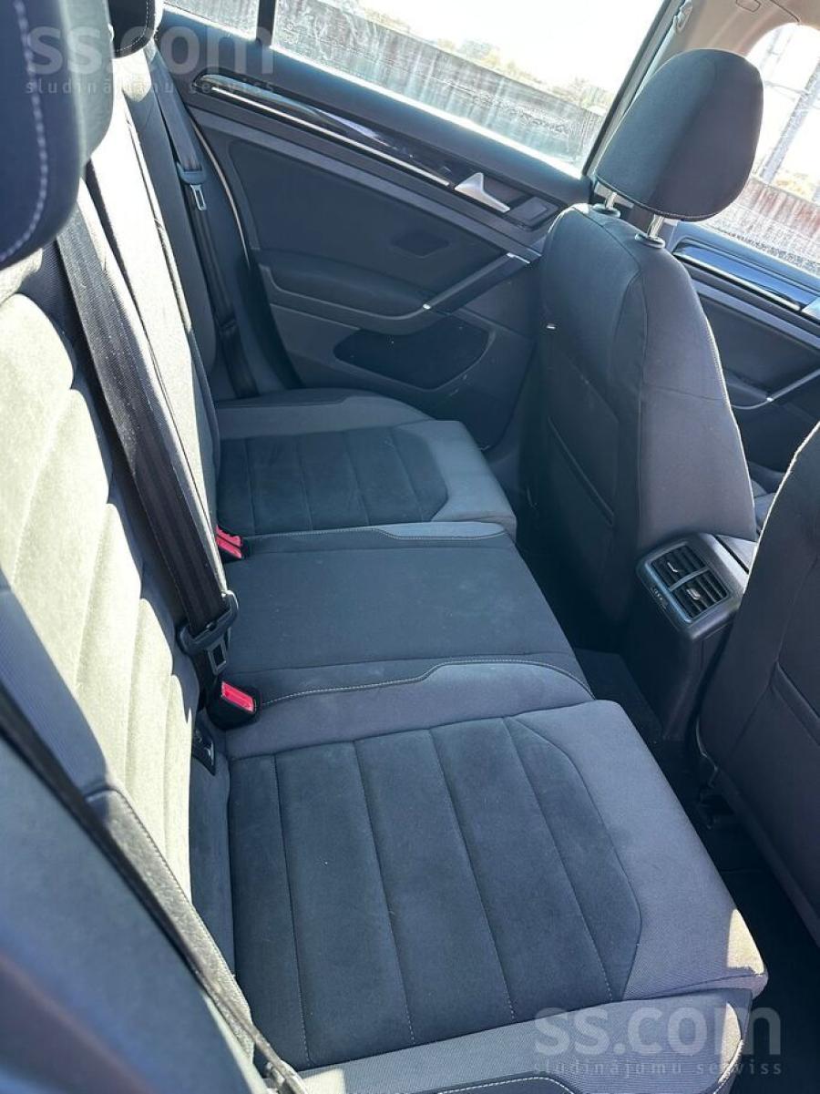 Balts Volkswagen Golf 2019 Rīga, ar dzinēja tilpumu 2.00 L un nobraukumu 208 tūkst. km par 9400 €, foto 8 vietnē AUTOMOTO.COM.LV