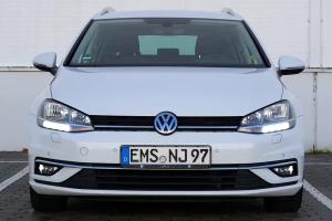 Balts Volkswagen Golf 2019 Rīga, ar dzinēja tilpumu 1.60 L un nobraukumu 279 tūkst. km par 7500 €, foto 4 vietnē AUTOMOTO.COM.LV