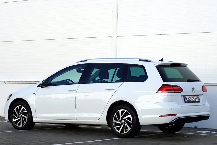 Balts Volkswagen Golf 2019 Rīga, ar dzinēja tilpumu 1.60 L un nobraukumu 279 tūkst. km par 7500 €, foto 8 vietnē AUTOMOTO.COM.LV