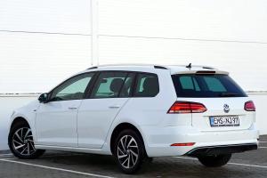 Balts Volkswagen Golf 2019 Rīga, ar dzinēja tilpumu 1.60 L un nobraukumu 279 tūkst. km par 7500 €, foto 9 vietnē AUTOMOTO.COM.LV