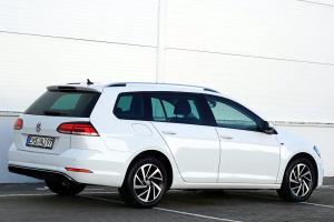 Balts Volkswagen Golf 2019 Rīga, ar dzinēja tilpumu 1.60 L un nobraukumu 279 tūkst. km par 7500 €, foto 12 vietnē AUTOMOTO.COM.LV