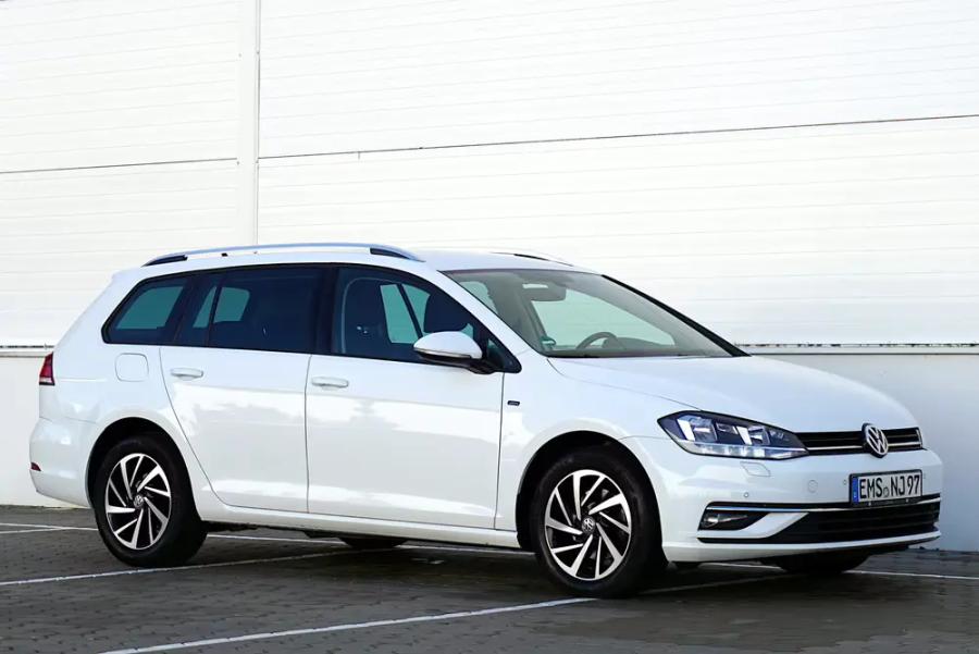 Balts Volkswagen Golf 2019 Rīga, ar dzinēja tilpumu 1.60 L un nobraukumu 279 tūkst. km par 7500 €, foto 14 vietnē AUTOMOTO.COM.LV