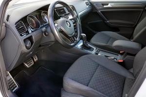 Balts Volkswagen Golf 2019 Rīga, ar dzinēja tilpumu 1.60 L un nobraukumu 279 tūkst. km par 7500 €, foto 20 vietnē AUTOMOTO.COM.LV