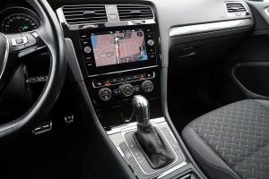 Balts Volkswagen Golf 2019 Rīga, ar dzinēja tilpumu 1.60 L un nobraukumu 279 tūkst. km par 7500 €, foto 23 vietnē AUTOMOTO.COM.LV