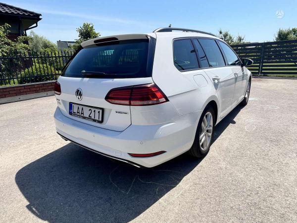White Volkswagen Golf 2019 in Panevezys, with an engine capacity of 1.50 L and mileage of 166 thousand km for 9250 €, photo 3 on AUTOMOTO.COM.LV