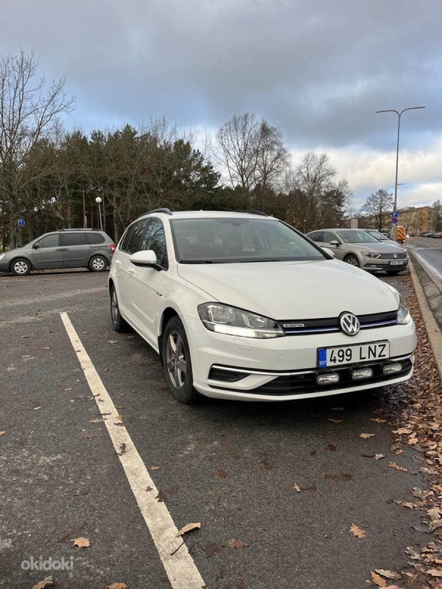Balts Volkswagen Golf 2019 Tallina, ar dzinēja tilpumu 1.50 L un nobraukumu 137 tūkst. km par 8500 €, foto 13 vietnē AUTOMOTO.COM.LV