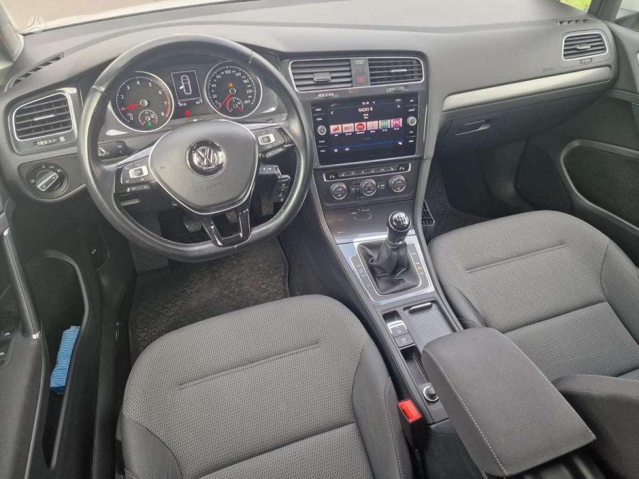Balts Volkswagen Golf 2019 Kauņa, ar dzinēja tilpumu 1.50 L un nobraukumu 78 tūkst. km par 11300 €, foto 11 vietnē AUTOMOTO.COM.LV