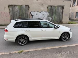 White Volkswagen Golf 2019 in Tallinn, with an engine capacity of 1.60 L and mileage of 256 thousand km for 8500 €, photo 11 on AUTOMOTO.COM.LV