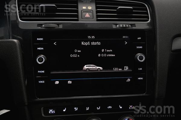 Volkswagen Golf 2019 in Riga on AUTOMOTO.COM.LV White Volkswagen Golf 2019 in Riga, with an engine capacity of 1.50 L and mileage of 69 thousand km for 13990 ā¬, photo 11 on AUTOMOTO.COM.LV