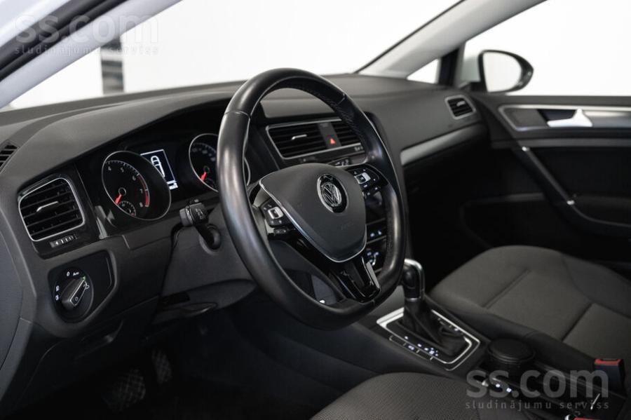Balts Volkswagen Golf 2019 Rīga, ar dzinēja tilpumu 1.50 L un nobraukumu 69 tūkst. km par 13990 €, foto 15 vietnē AUTOMOTO.COM.LV