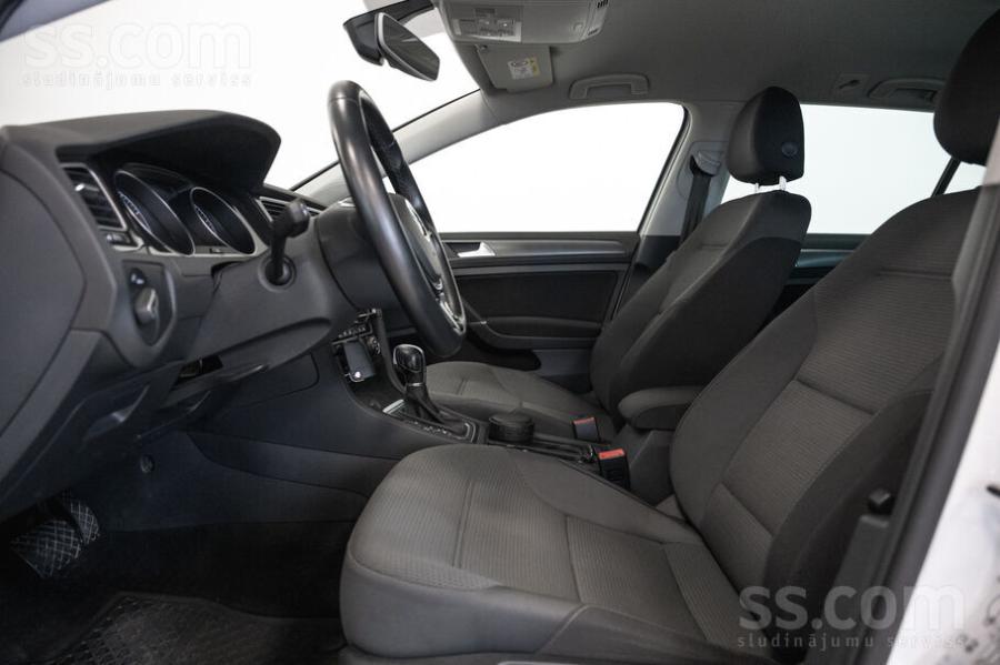 Balts Volkswagen Golf 2019 Rīga, ar dzinēja tilpumu 1.50 L un nobraukumu 69 tūkst. km par 13990 €, foto 18 vietnē AUTOMOTO.COM.LV