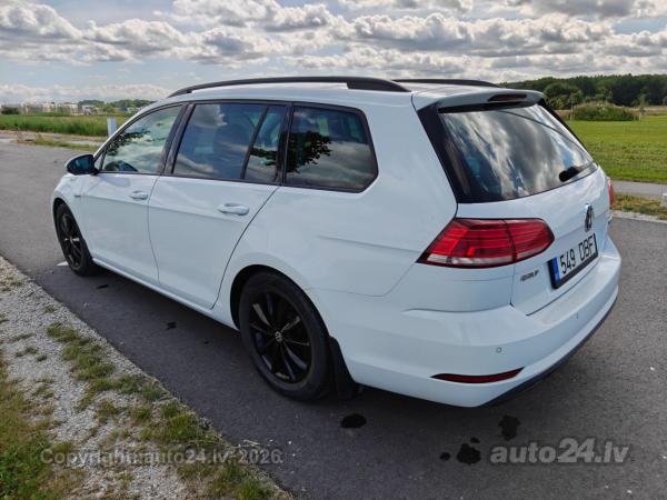 White Volkswagen Golf 2019 in Tallinn, with an engine capacity of 1.50 L and mileage of 237 thousand km for 8800 €, photo 3 on AUTOMOTO.COM.LV