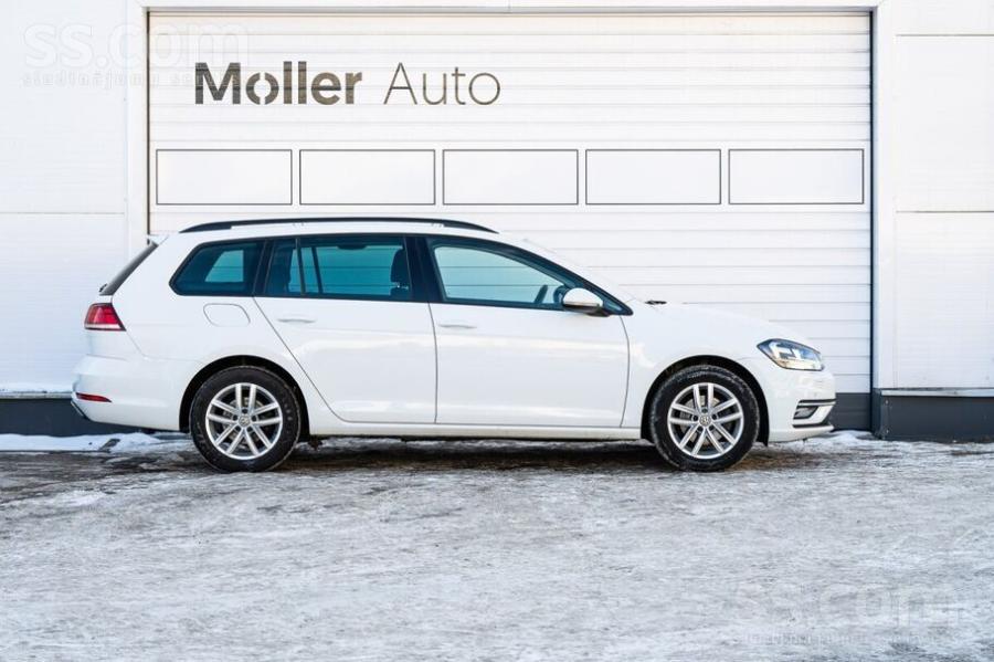 White Volkswagen Golf 2020 in Riga, with an engine capacity of 1.50 L and mileage of 119 thousand km for 12750 €, photo 5 on AUTOMOTO.COM.LV