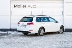 White Volkswagen Golf 2020 in Riga, with an engine capacity of 1.50 L and mileage of 119 thousand km for 13066 €, photo 4 on AUTOMOTO.COM.LV