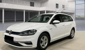 White Volkswagen Golf 2020 in Vilnius, with an engine capacity of 1.50 L and mileage of 107 thousand km for 12403 €, photo  on AUTOMOTO.COM.LV