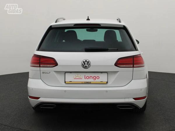 White Volkswagen Golf 2020 in Vilnius, with an engine capacity of 1.50 L and mileage of 178 thousand km for 13199 €, photo 5 on AUTOMOTO.COM.LV