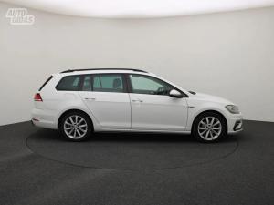 White Volkswagen Golf 2020 in Vilnius, with an engine capacity of 1.50 L and mileage of 178 thousand km for 13199 €, photo 10 on AUTOMOTO.COM.LV