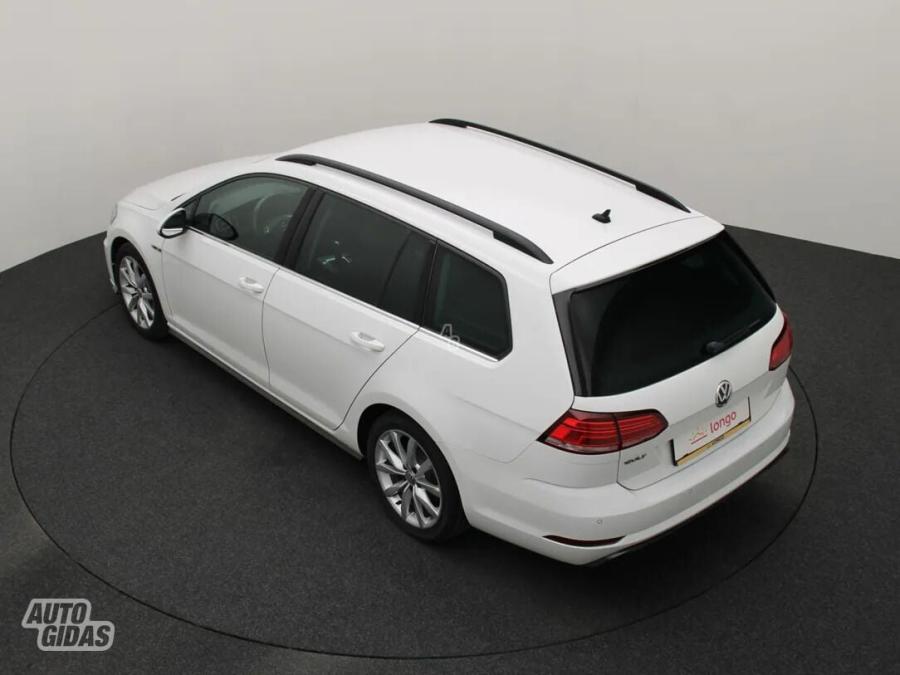White Volkswagen Golf 2020 in Vilnius, with an engine capacity of 1.50 L and mileage of 178 thousand km for 13199 €, photo 13 on AUTOMOTO.COM.LV